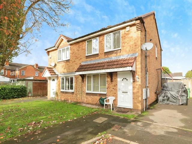 2 bedroom semi detached house for sale
