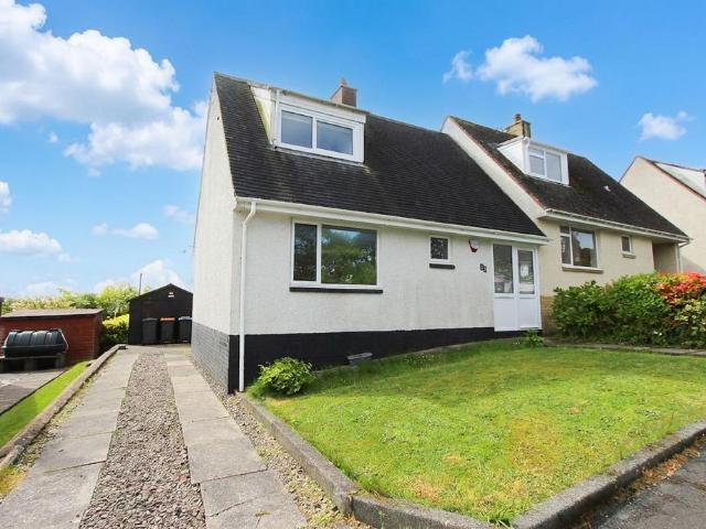 2 bedroom semi detached house for sale
