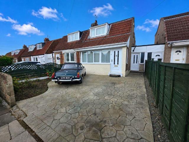 2 bedroom semi detached house for sale