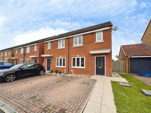 2 bedroom semi detached house for sale