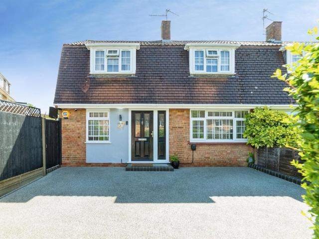 2 bedroom semi detached house for sale