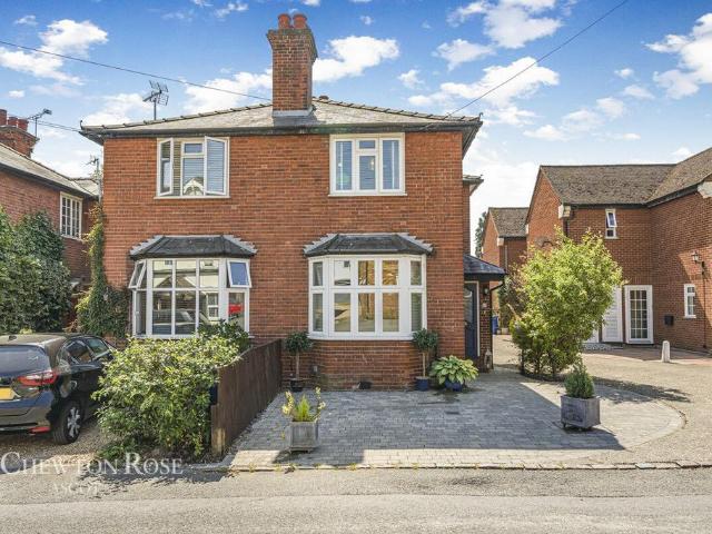 2 bedroom semi detached house for sale