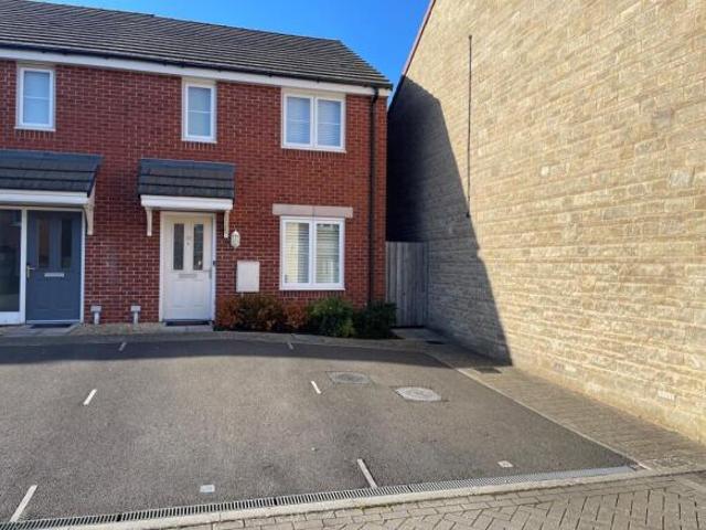 2 bedroom semi detached house for sale in 27 Newmans View, Ridgeway Farm, Purton, SN5