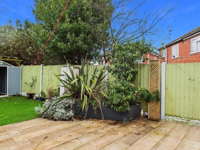 2 bedroom semi detached house for sale in 24 Anchorage Crescent, Doncaster, DN5