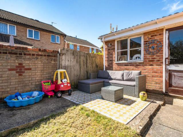 2 bedroom semi detached house for sale in Tamworth Drive, Ramleaze, Swindon, SN5