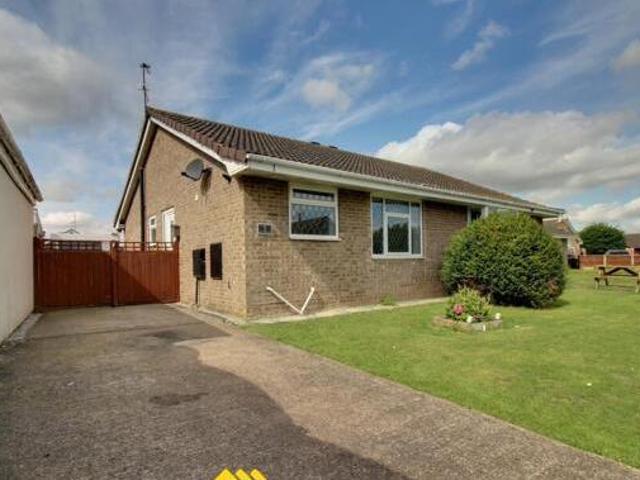 2 Bedroom Semi detached House For Sale In Thorne, Doncaster