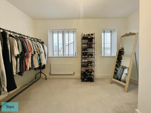 2 bedroom semi detached house for sale in Thorpe Gardens, Doncaster, DN4