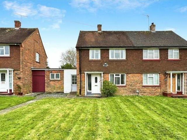 2 Bedroom Semi detached House For Sale In The Cardinals