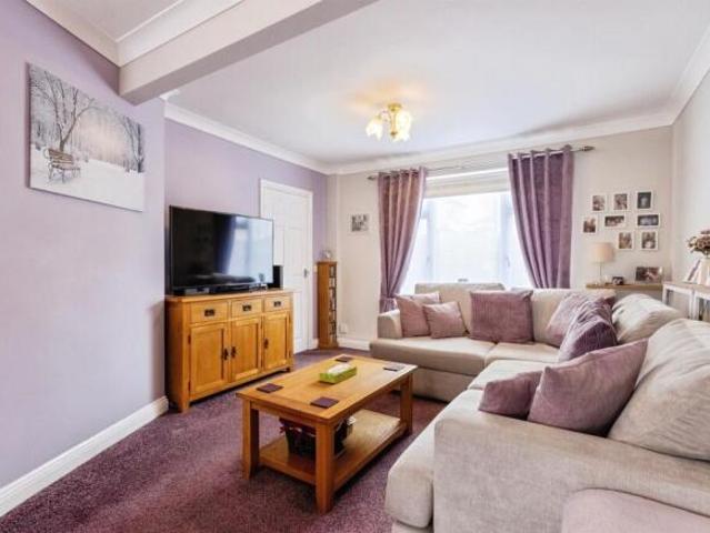 2 bedroom semi detached house for sale in The Rein, LEEDS, LS14