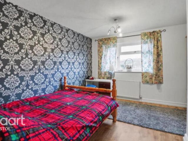 2 bedroom semi detached house for sale in The Ridings, Bristol, BS13