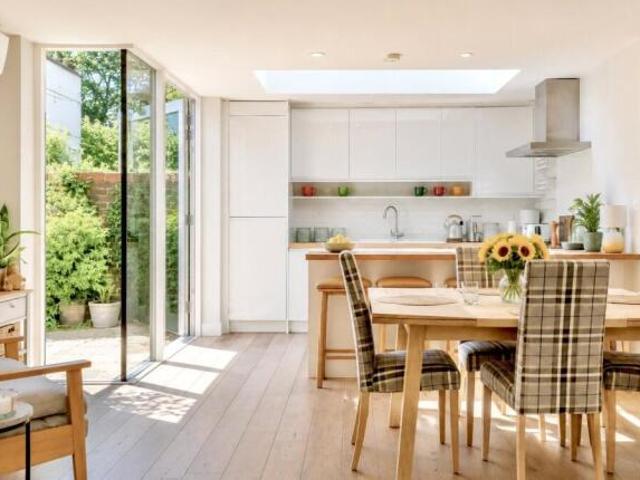 2 bedroom semi detached house for sale in Timothy Close, London, SW4