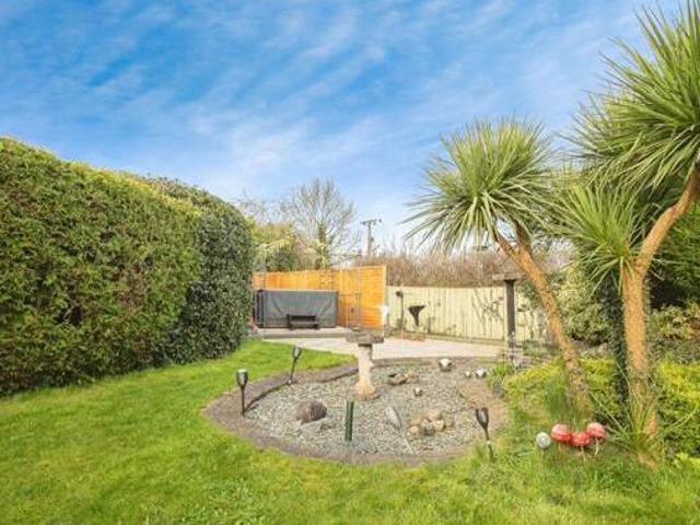 2 Bedroom Semi detached House For Sale In Tickton