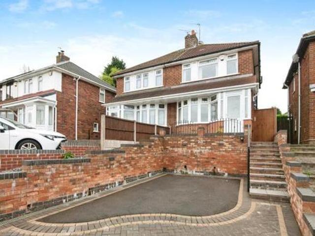 2 Bedroom Semi detached House For Sale In Tividale