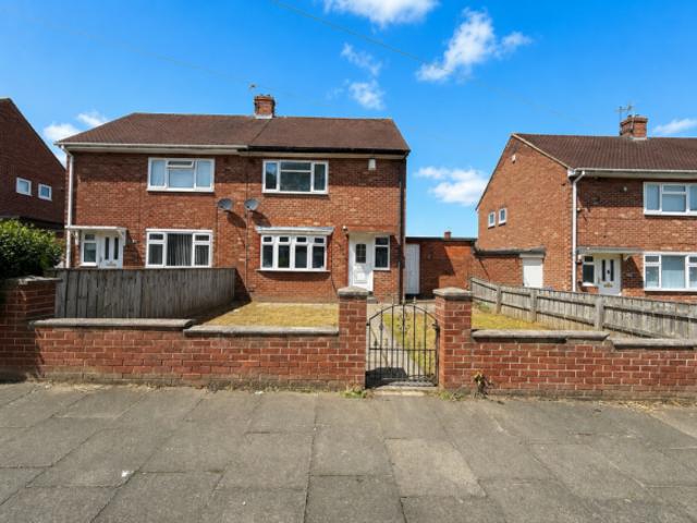 2 bedroom semi detached house for sale in Townsend Road, Sunderland, SR3