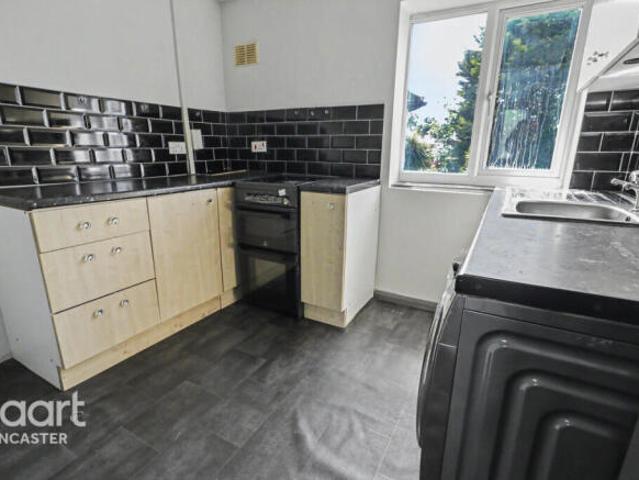 2 bedroom semi detached house for sale in Tudor Road, Intake, Doncaster, DN2