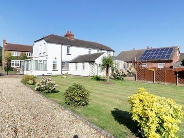 2 Bedroom Semi detached House For Sale In Ulceby