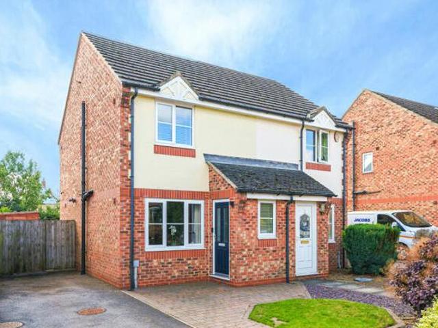 2 Bedroom Semi detached House For Sale In Ulleskelf, Tadcaster
