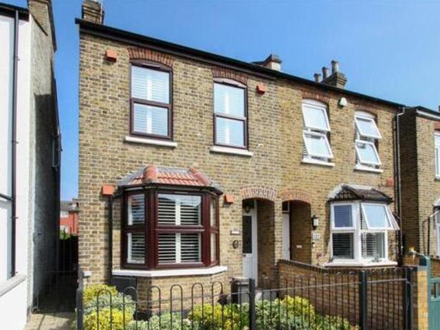 2 Bedroom Semi detached House For Sale In Uxbridge