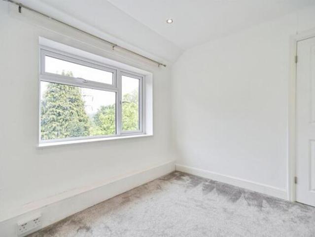 2 bedroom semi detached house for sale in Valley Rise, LEEDS, LS13
