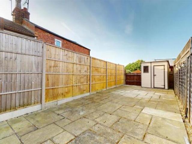 2 bedroom semi detached house for sale in Vicarage Road. Bradwell, Milton Keynes, MK13