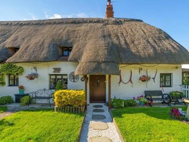 2 Bedroom Semi detached House For Sale In Wanborough, Wiltshire
