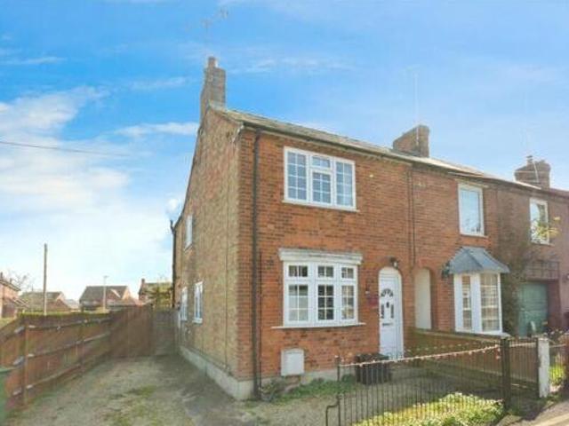 2 Bedroom Semi detached House For Sale In Waddesdon, Buckinghamshire