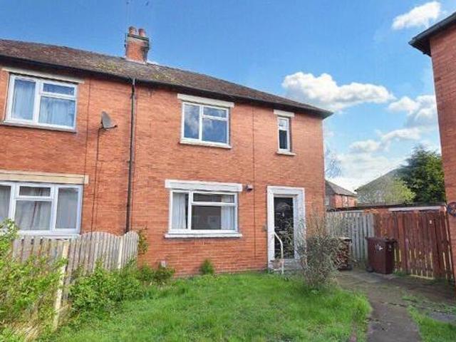 2 Bedroom Semi detached House For Sale In Wakefield
