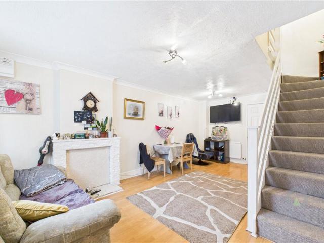 2 bedroom end of terrace house for sale in Walgrave Close, Little Billing, Northampton, NN3