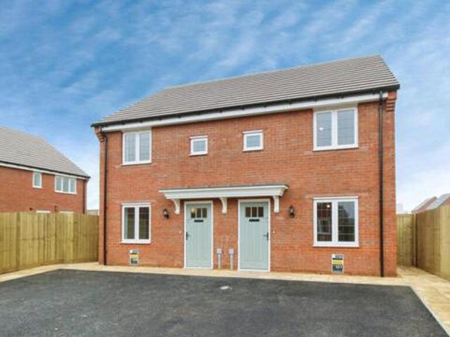 2 Bedroom Semi detached House For Sale In Warwick