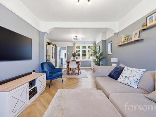 2 bedroom semi detached house for sale in Weald Road, Brentwood, CM14