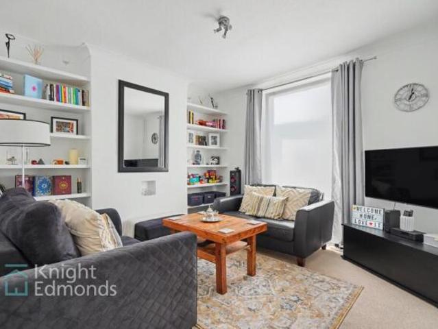 2 bedroom semi detached house for sale in Well Road, Maidstone, ME14