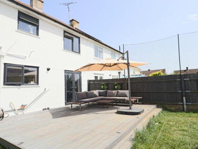 2 bedroom semi detached house for sale in Welland Avenue, Chelmsford, CM1