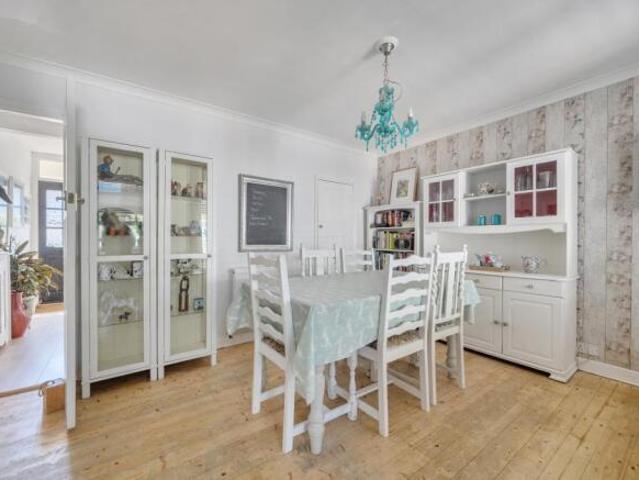 2 bedroom semi detached house for sale in Whitby Grove, Swindon, SN2