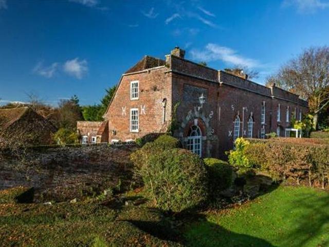 2 Bedroom Semi detached House For Sale In Wimborne, Dorset