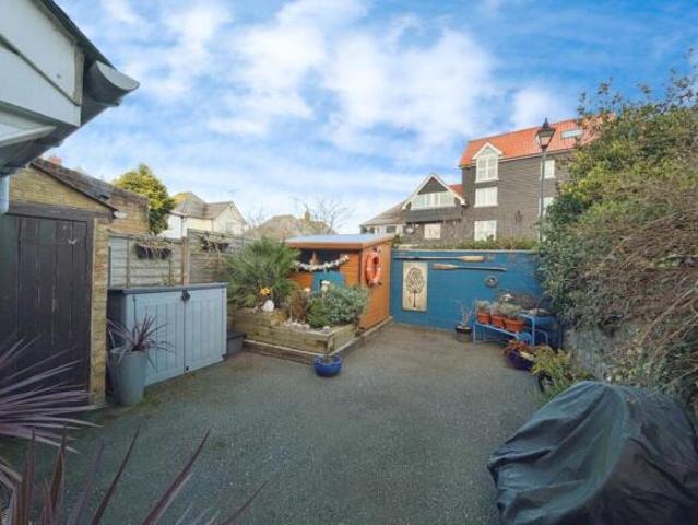 2 bedroom semi detached house for sale in Windmill Street, Hythe, CT21