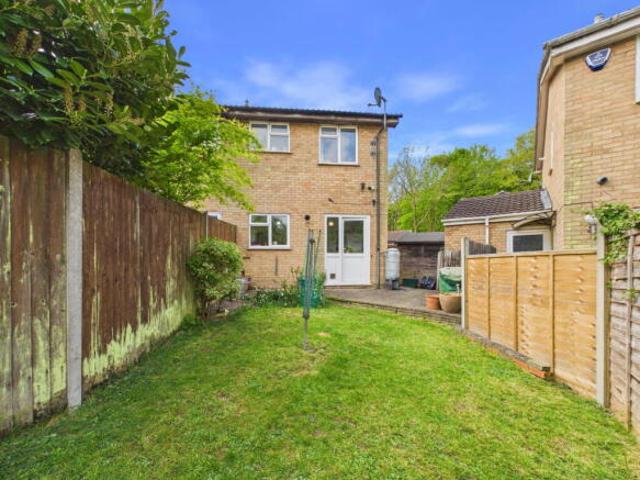 2 bedroom semi detached house for sale in Woodbury Road, Chatham, ME5 9HS, ME5