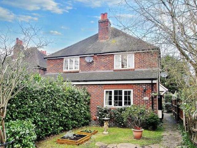 2 Bedroom Semi detached House For Sale In Woking, Surrey