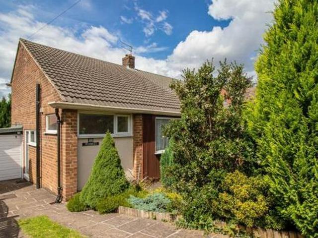 2 Bedroom Semi detached House For Sale In Wrenthorpe