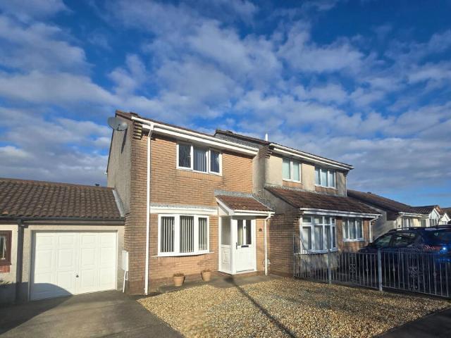 2 bedroom semi detached house for sale in Y Llwyni, Llangyfelach, Swansea, SA6 6BL, SA6