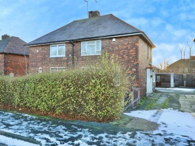 2 bedroom semi detached house for sale in Yew Lane, Sheffield, South Yorkshire, S5