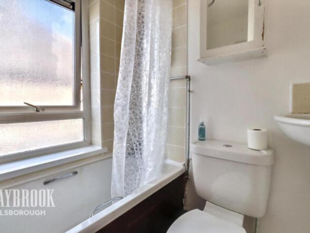 2 bedroom semi detached house for sale in Adrian Crescent, Sheffield, S5