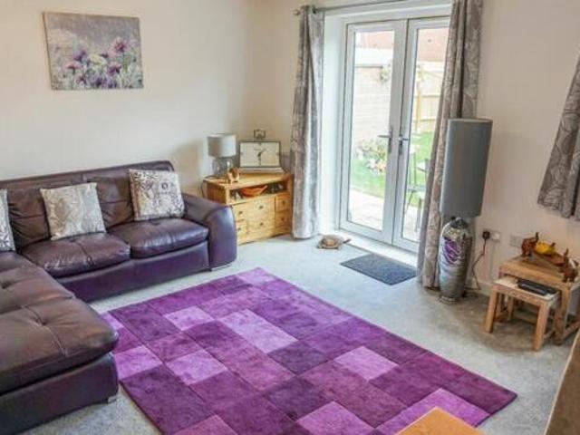 2 Bedroom Semi detached House For Sale In Aldingbourne, Chichester