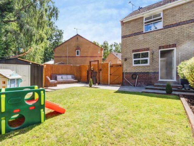 2 bedroom semi detached house for sale in Ash Close, Lincoln, LN6