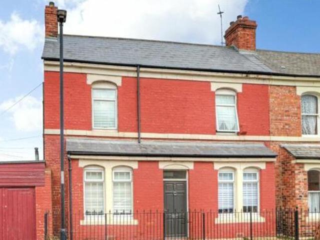 2 Bedroom Semi detached House For Sale In Arthurs Hill, Newcastle Upon Tyne