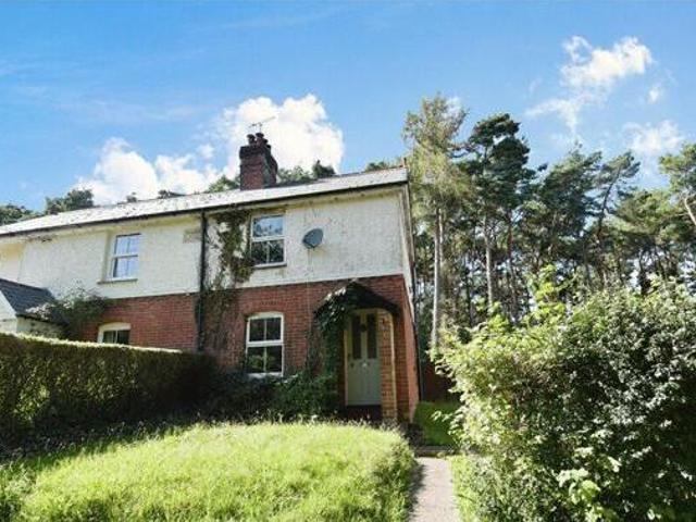 2 Bedroom Semi detached House For Sale In Awbridge, Romsey
