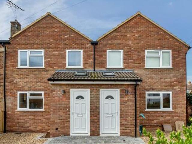 2 Bedroom Semi detached House For Sale In Aylesbury