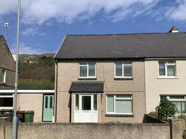 2 Bedroom Semi detached House For Sale In Barmouth