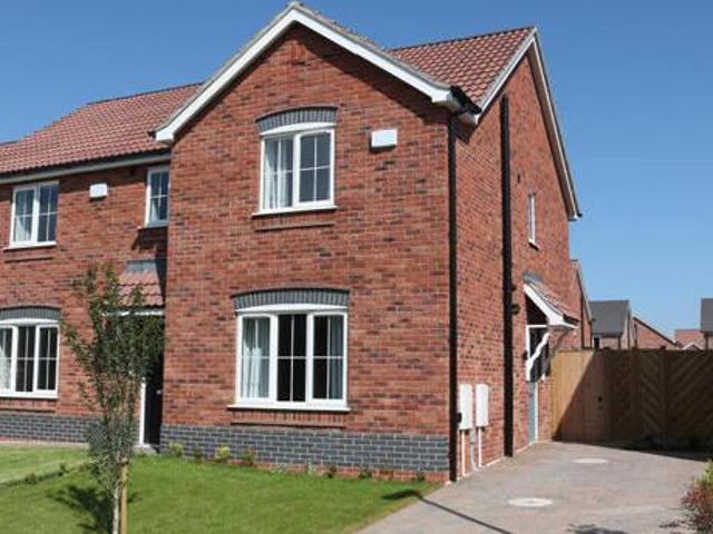 2 Bedroom Semi detached House For Sale In Barrow upon humber, North Lincolnshire