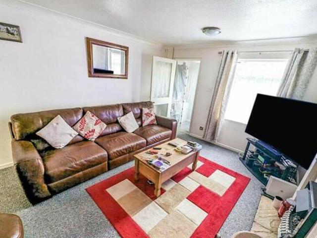 2 Bedroom Semi detached House For Sale In Barry, Vale Of Glamorgan