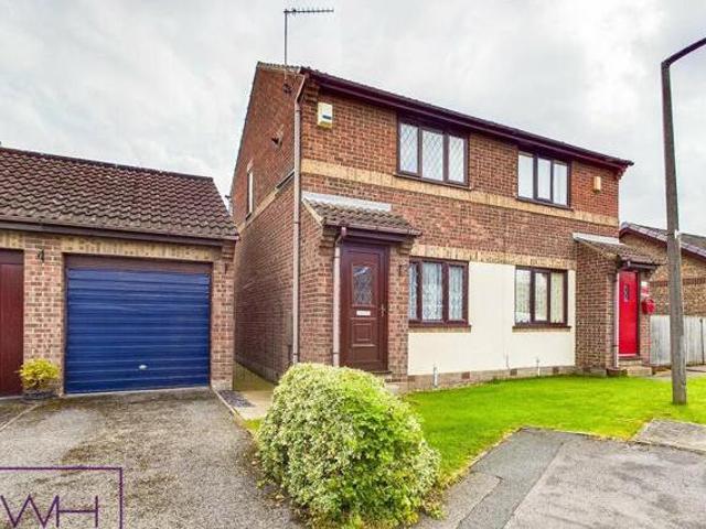 2 Bedroom Semi detached House For Sale In Bentley